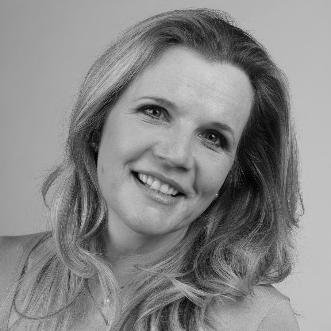 Leonora Surian Popov - Hrvatsko narodno kazalište Ivana pl. Zajca